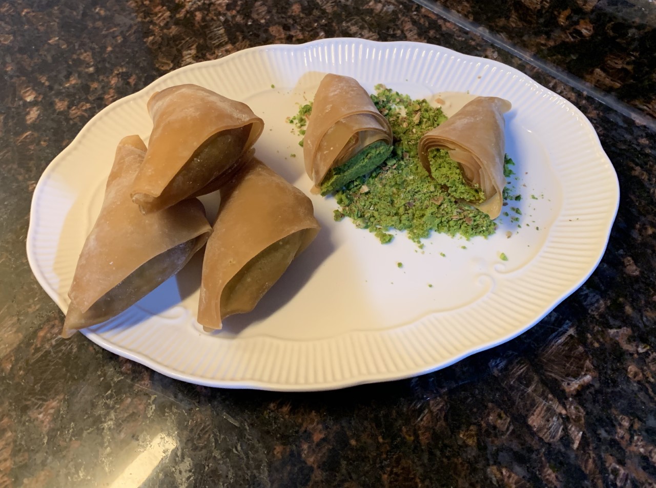 Fıstıklı Muska (1 Kg) - ozguler.com.tr